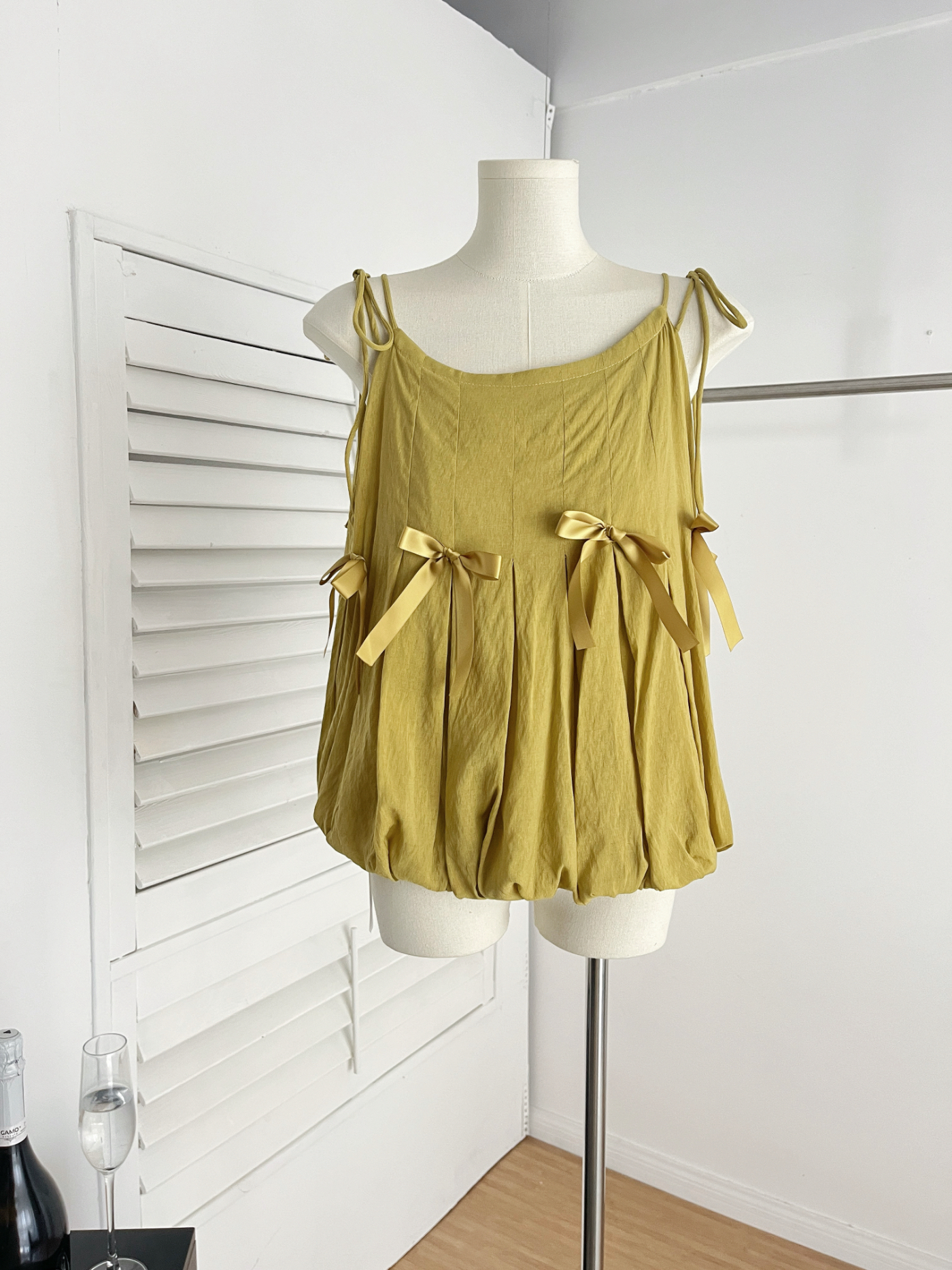 Dopamine butterfly bud camisole 2025 summer new loose design niche ...